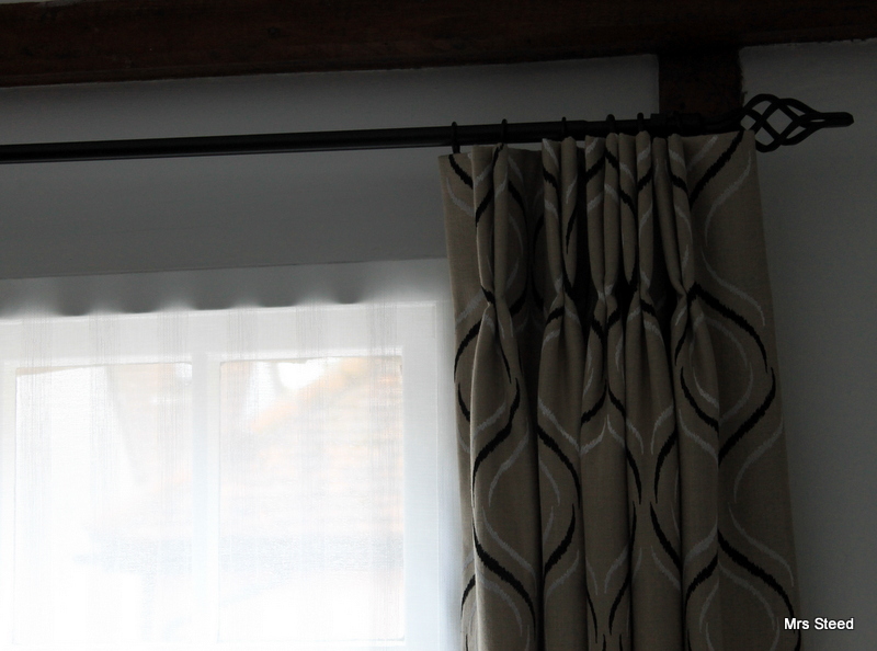 Curtains – Mrs Steed